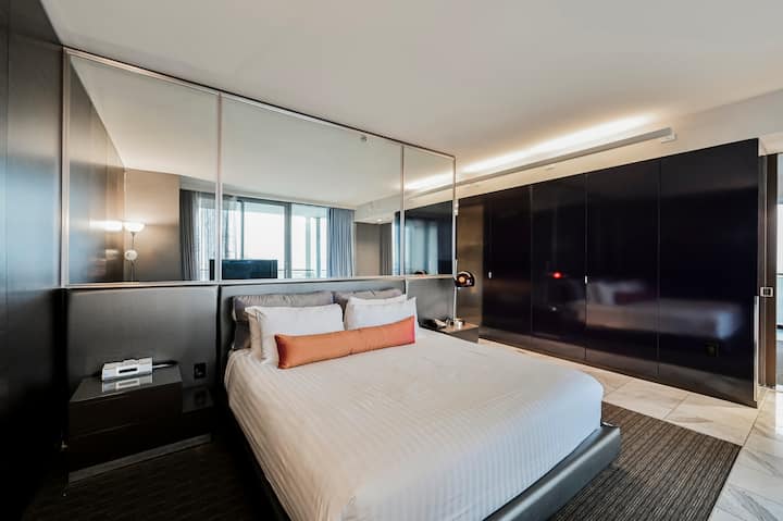 Qa31 1bd/1.5ba W/strip View/jetted Tub/sleeps 6 - Las Vegas, NV