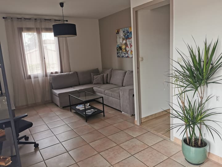 T2 Entre Sainte Victoire Et Campagne Provençale - Trets