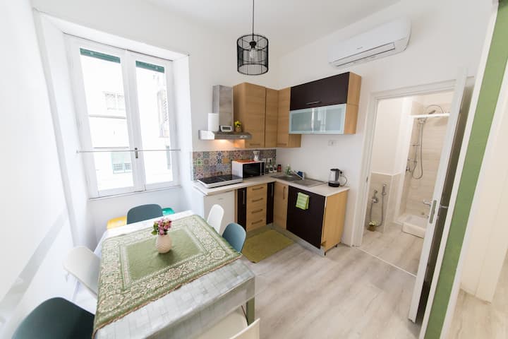 Arianna's Guest House In Rome - Roma