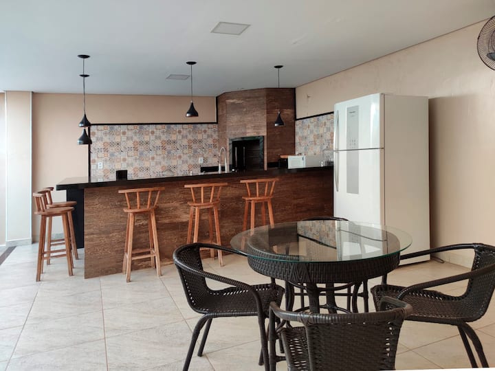 Casa Confortável Com Churrasqueira - Marília