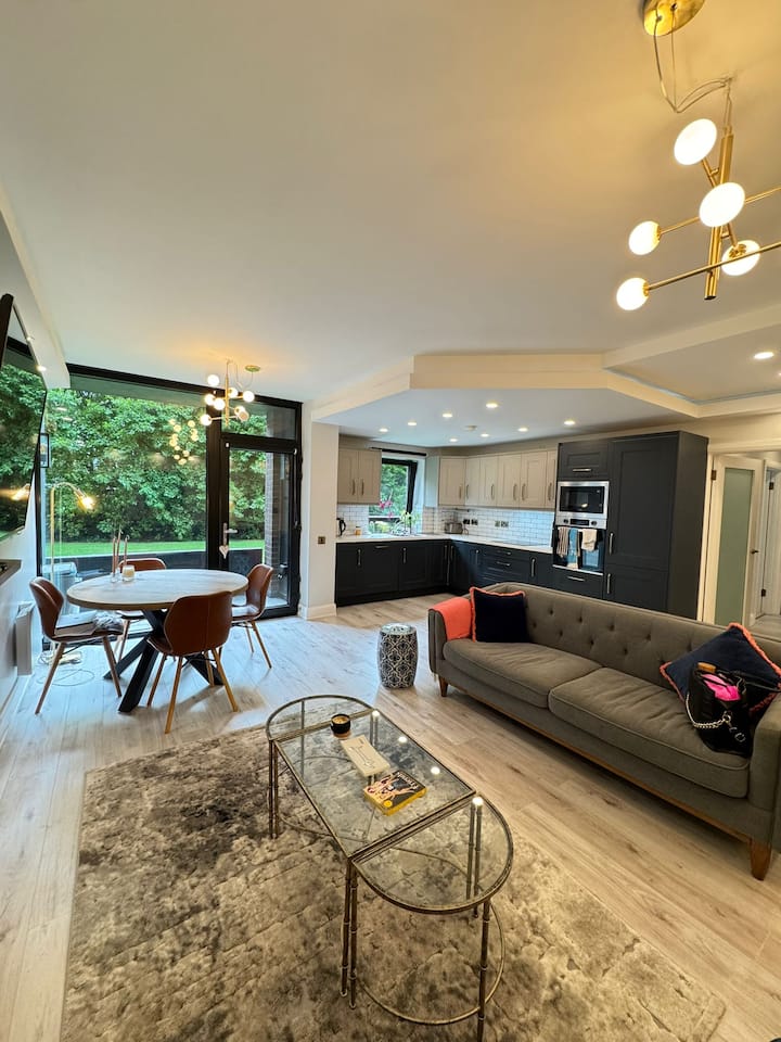 Modern 2br Ballsbridge By Aviva, Dart & Airport - Dublin