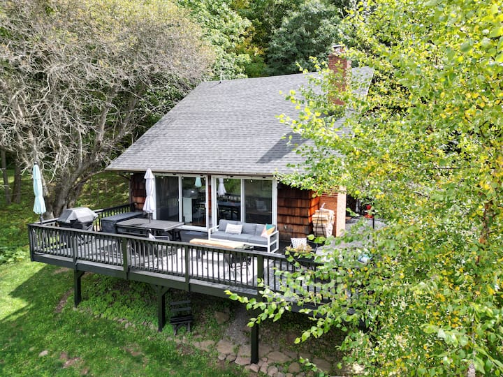 Sunset Chalet - Large Deck, Views, Close To Ski - Margaretville, NY