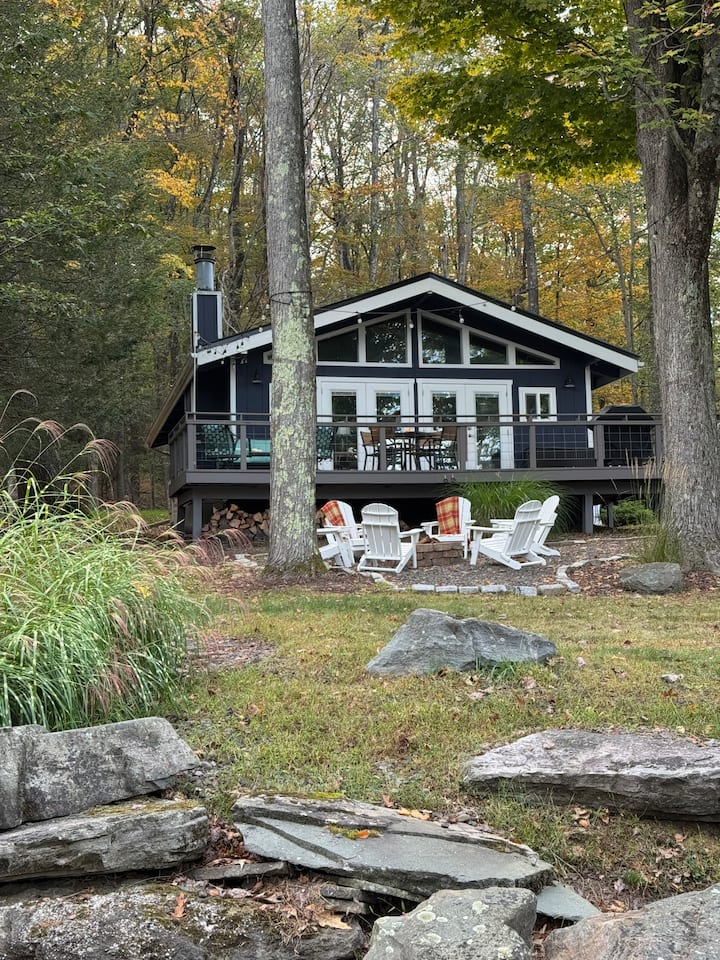 The Lakehouse Escape - Promised Land State Park, Greentown