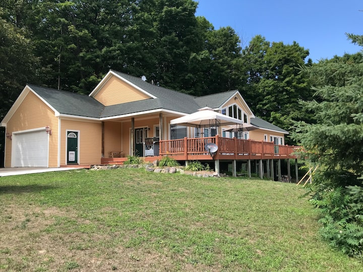 The Lodge At Glacier Hills - Torch Lake, MI