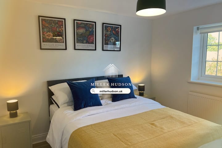 Gatwick Home, Ideal For Long Stays | Free Parking - Redhill