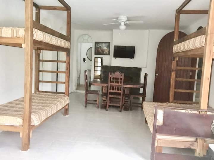 Bungalow Para 1 A 8 Personas C/desayuno Y Factura - Cuernavaca