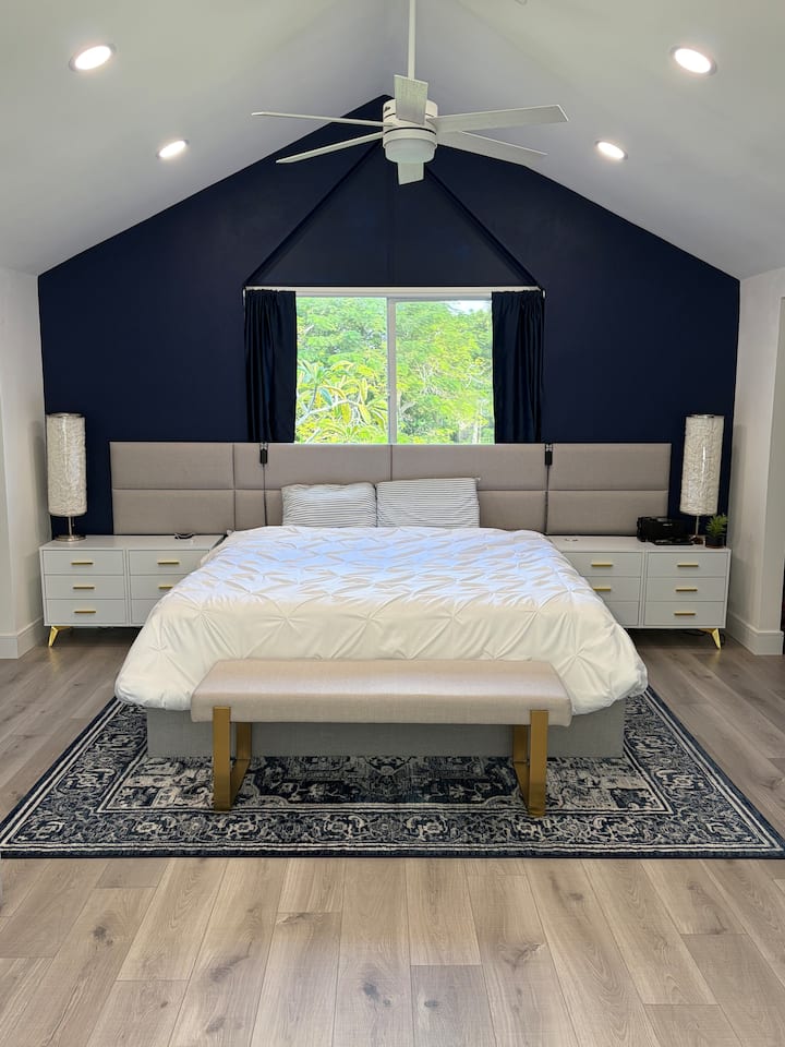 Cozy Family Retreat With Pool - Boynton Beach, FL