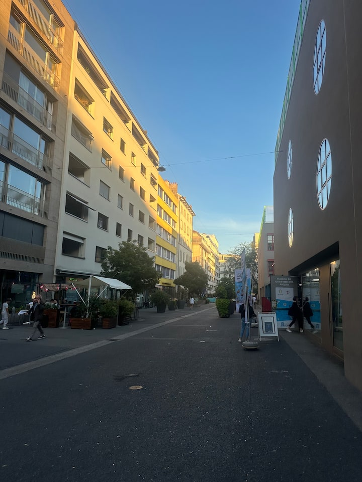 Chambre Privée à Louer – Genève Centre - ジュネーヴ