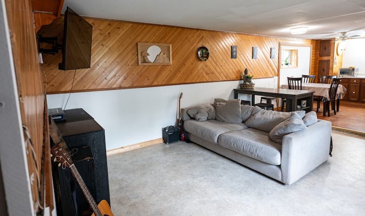 The Birch Bunkhouse - La Ronge