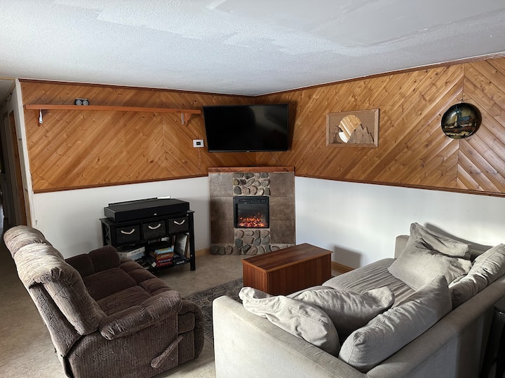 The Birch Bunkhouse - La Ronge