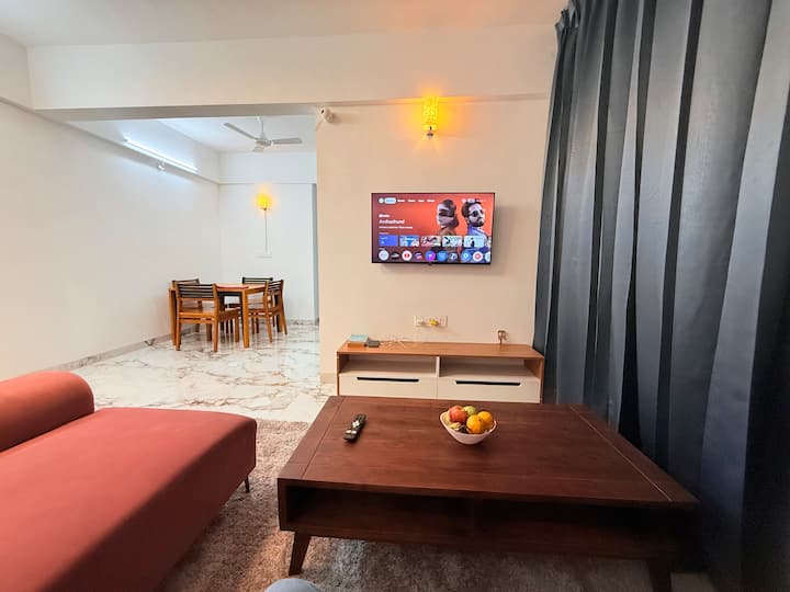 Luxurious 2bhk Koregoan Park - Pune