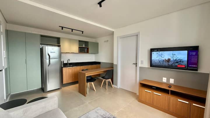 Ap Um Dorm. Com Garagem Apenas 5 Minutos Da Ufsm. - Santa Maria