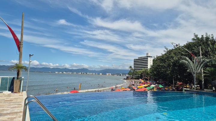 Apartamento Pé Na Areia Com Piscina Climatizada - Caraguatatuba