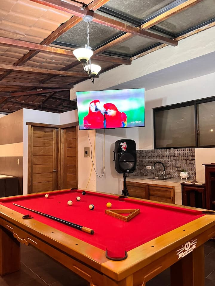 6 Personas |Jacuzzi | Billar | Zona Céntrica - Macas