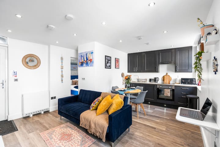 Central Brighton Cosy Long Stay Steps From Beach - Brighton