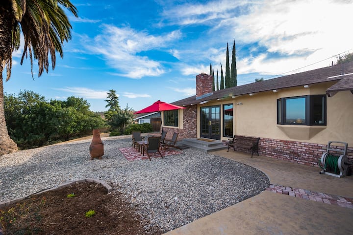 Downtown Derby-hot Tub & Views - Paso Robles, CA