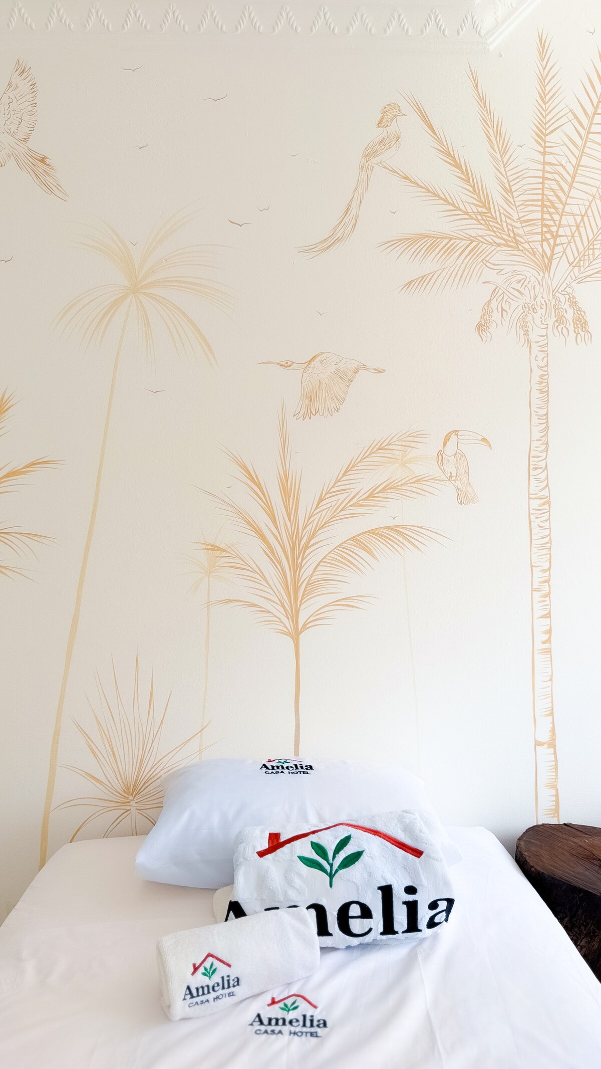 Room 203 | 1 Double + 1 Single for 3 people - Hotels for Rent in ...