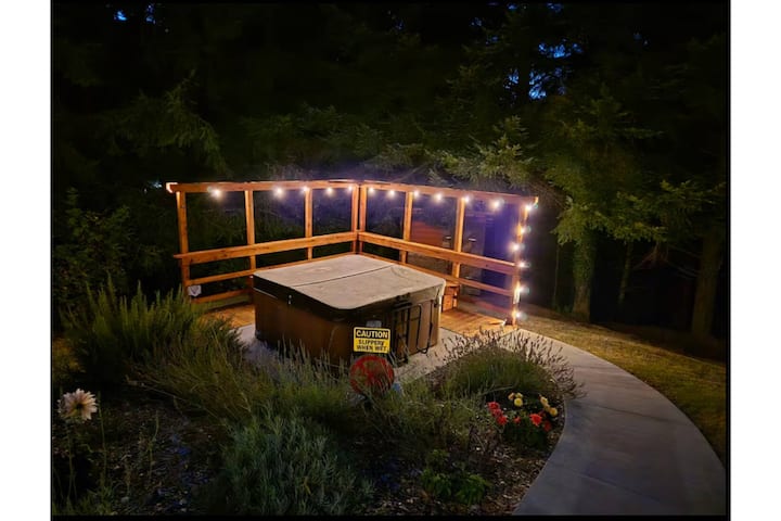 Forest View Retreat - McKinleyville, CA