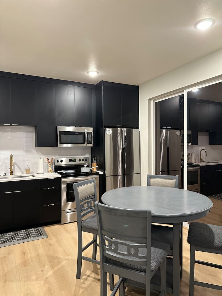 Portland Home Close To Downtown - Portland, OR