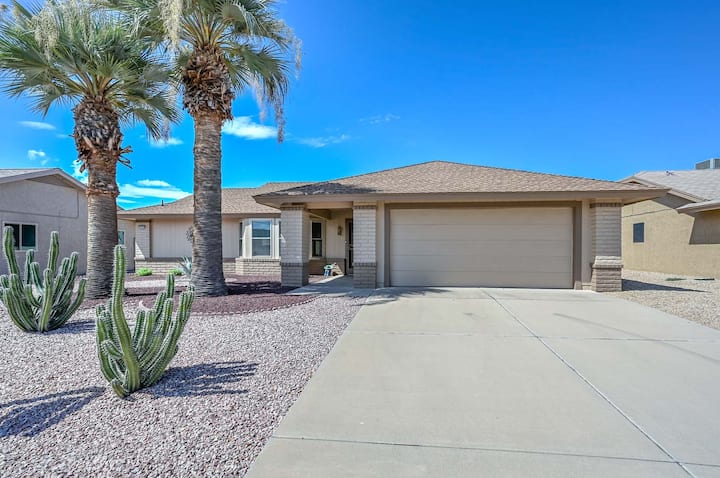 55 Plus Sun City West 2 Bedroom Hideaway! - Sun City West, AZ