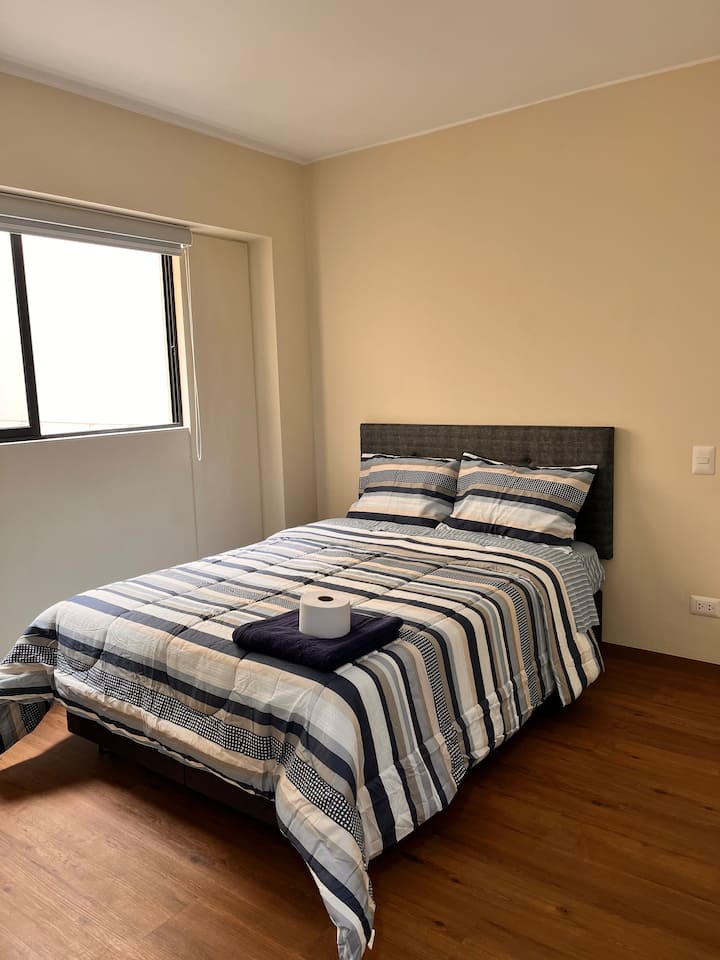 Moderna Habitación Kennedy Larcomar - Peru