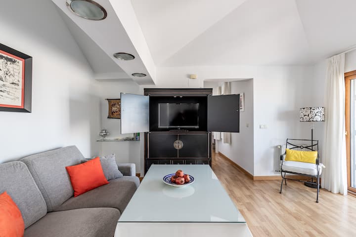 Luxury Apartment In Albayzin With Jacuzzi - Granada