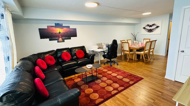 Large 3br & 4 Beds With 2 Full Bath In Toronto - Toronto