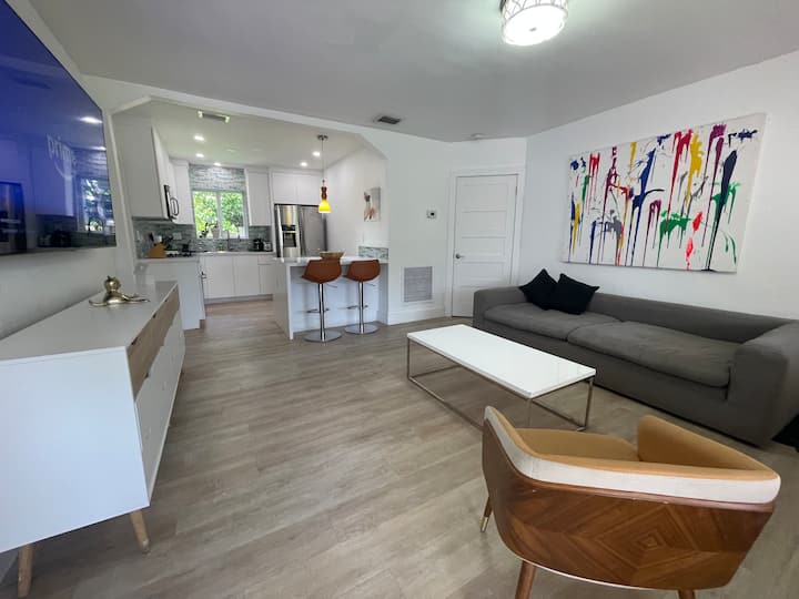 Miami Stay With Outdoor Vibes - Miami Shores, FL