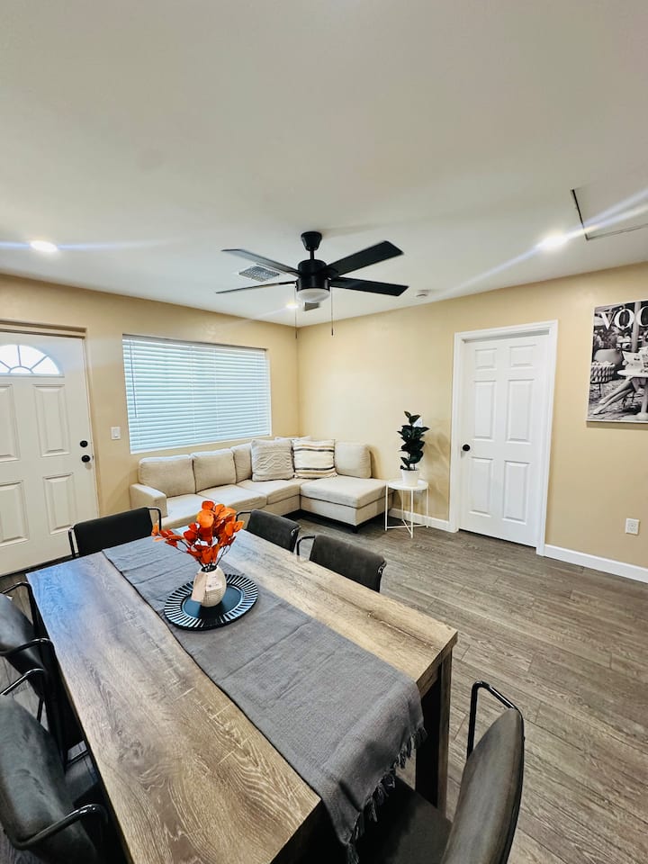 The Warm Welcome ! - Tucson, AZ