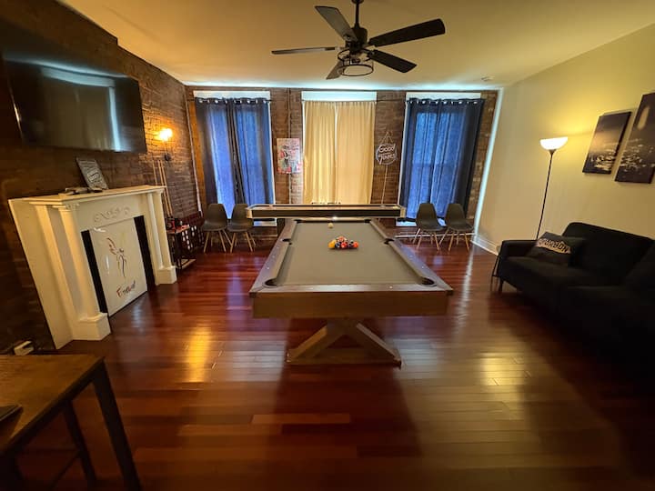 Butchertown Game Loft: Sleeps 16! Walk To Nulu. - Louisville, KY