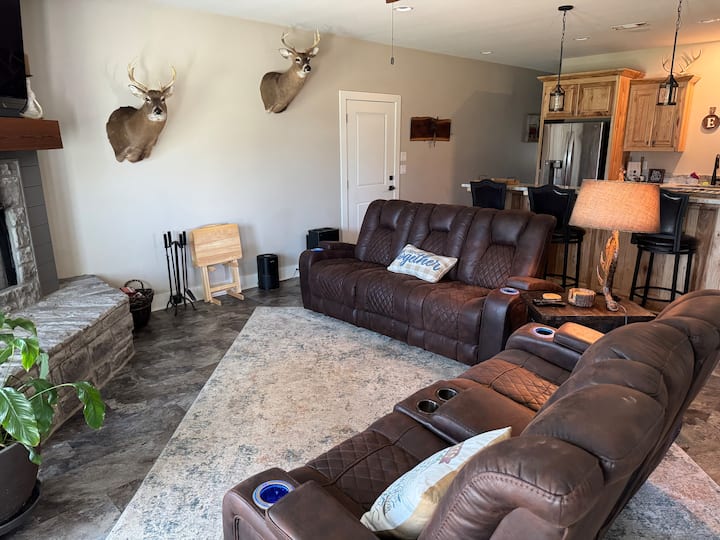 Crooked Creek Lodge - Carlisle, AR