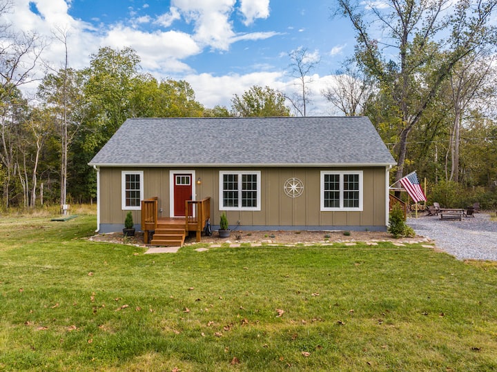 River&ridge | Cozy Cabin W/ Hot Tub & River Access - Rileyville, VA