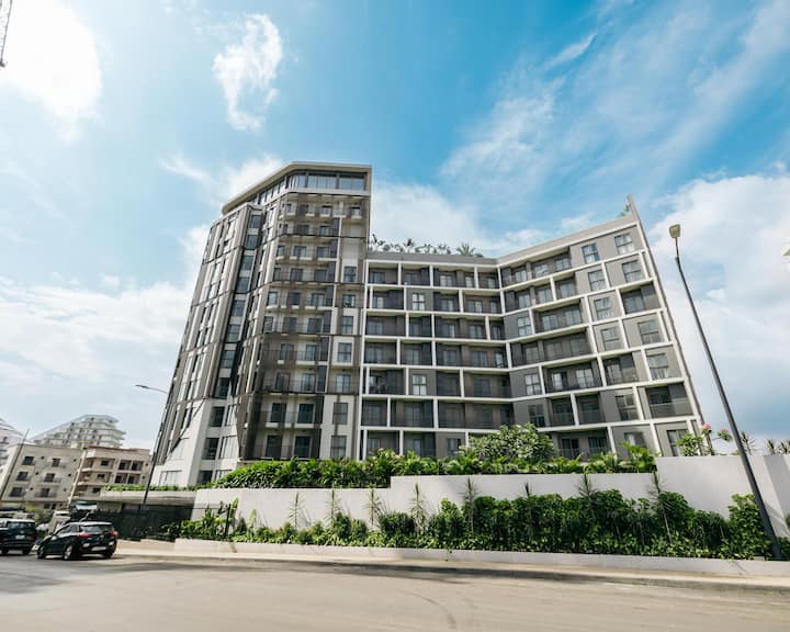 The Haven – Loxwood Luxury 2-bed W/ Rooftop Pool - Accra