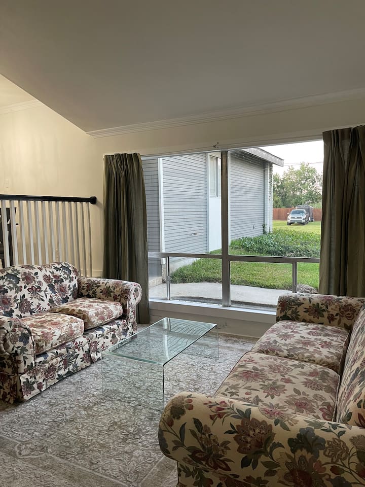 Five On Five Getaway (5 Bedrooms / 5 Beds) - Lake Charles, LA