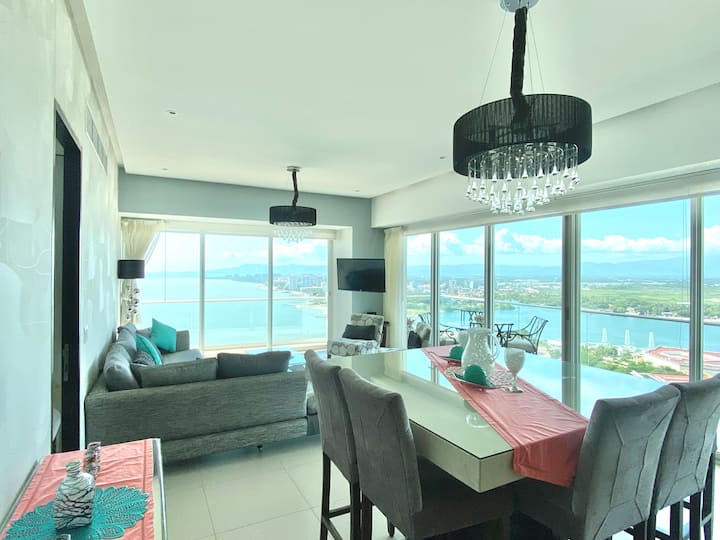 New Stunning Luxury Ocean Front High Rise @ Icon - Puerto Vallarta