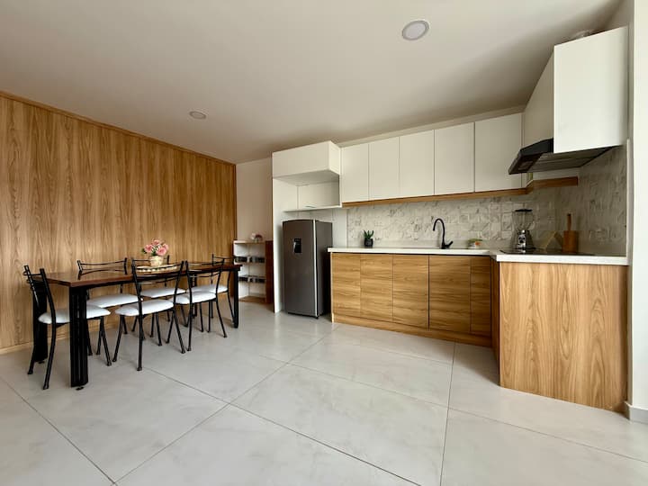 Encantador Departamento En Excelente Ubicación - Cuenca