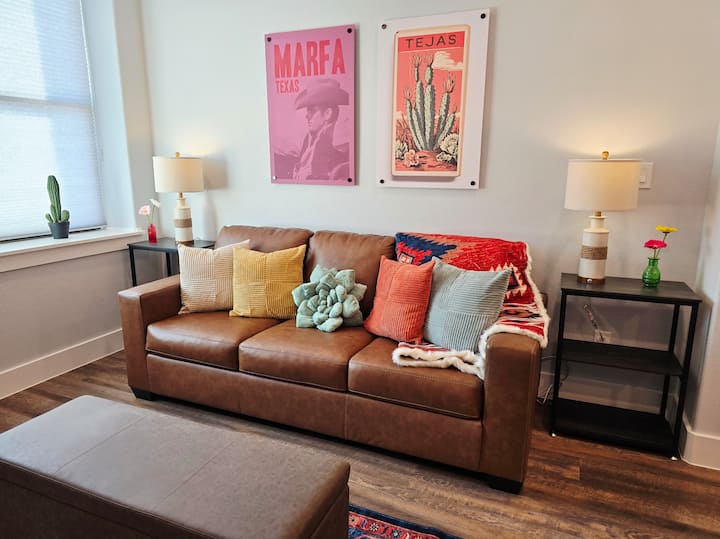 Main St•walk To Dining•tejas Country Club•king Bed - Lake Texoma