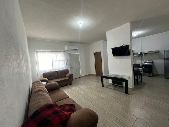 Depto.2 Recámaras Centro Nld Cerca Del Consulado - Nuevo Laredo