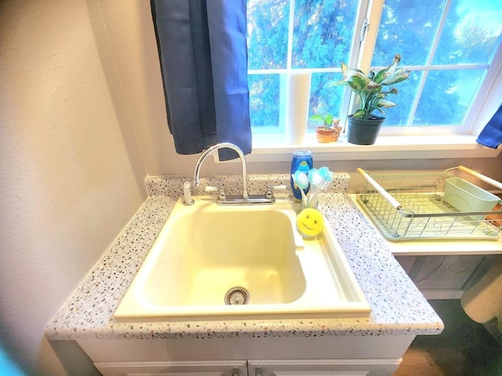 Rosemary Loft - Salem, OR