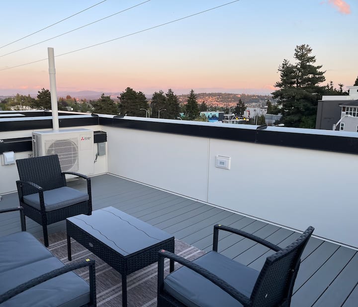 Fremont Modern Townhome - Seattle, WA