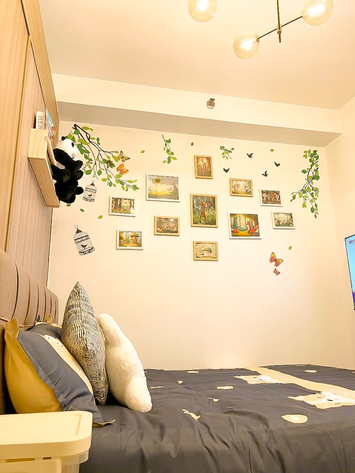 Cindy's Fairy Tale 3 -Shore Mall Of Asia(king Bed) - Luzon