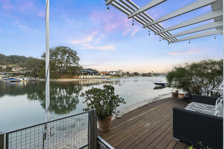 Water Front, Bbq Terrace & Work Space Sleep 6 Ppl - Coolangatta