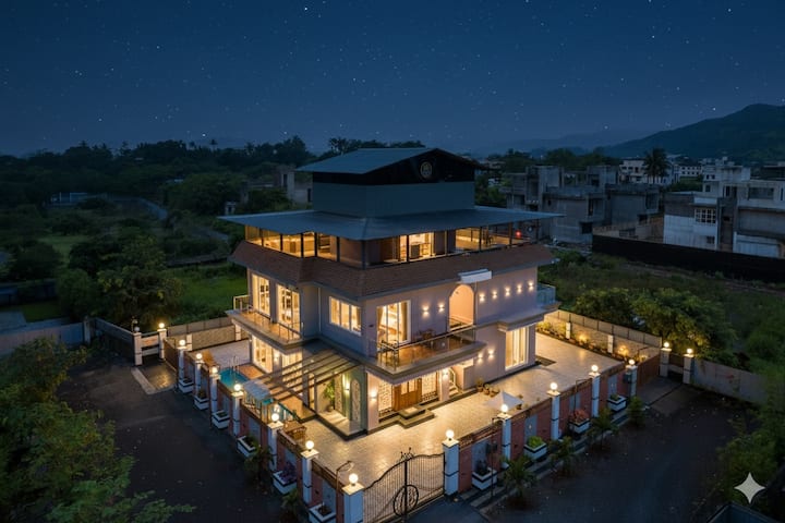 A 10br Castle - Lonavla