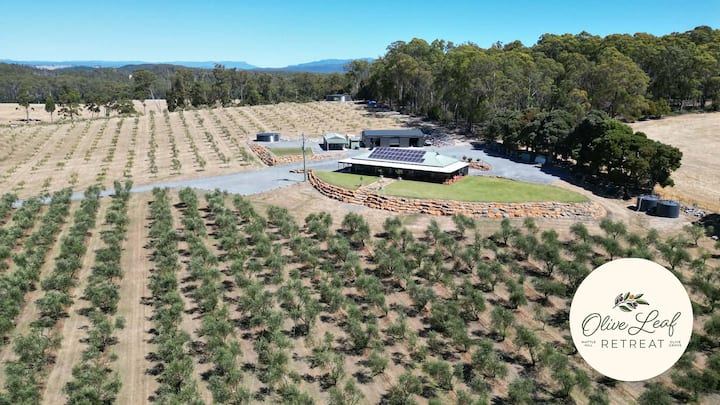 The Olive Leaf Retreat - Tasmania