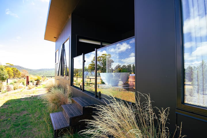 Luxury Farm Stay, Ocean Views, Outdoor Bath - Primrose Sands