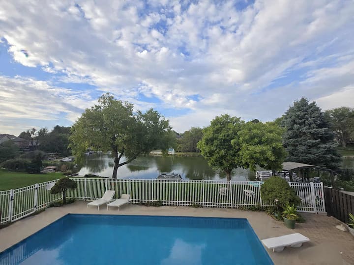 Lakefront 4bd House | Private Pool, Hot Tub, Spa - Nebraska