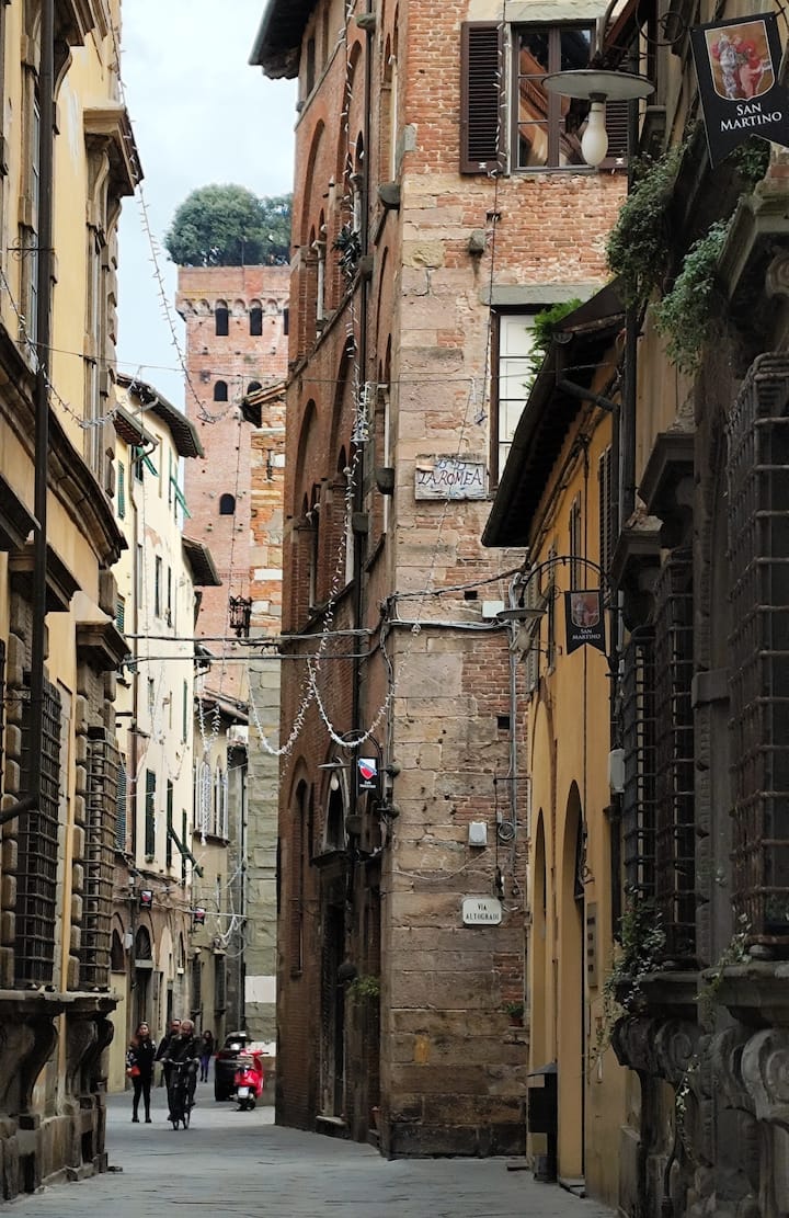 Casa Delle Torri - Lucca