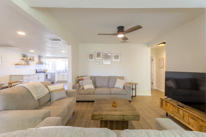 Modern Sonoma Home | Game Rm, Vineyards, Near Napa - Sonoma, CA