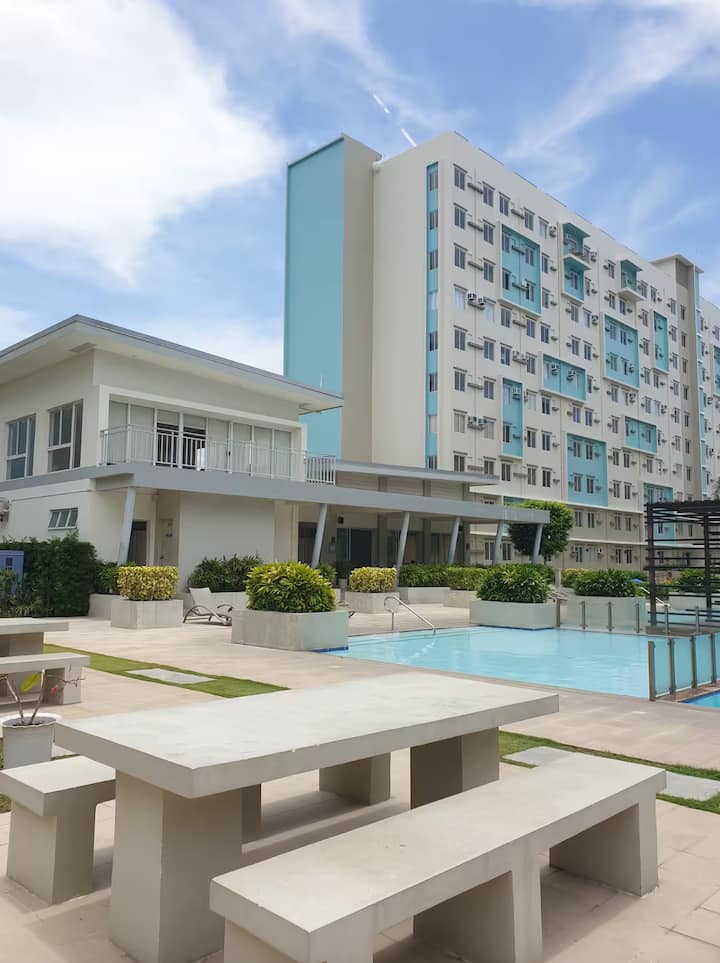 Rae Condo @ Marina Spatial (Studio Unit) - Dumaguete