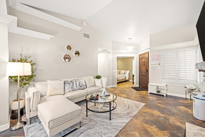 The Urban Nest | Cozy 4b Family Escape + Bbq Patio - Rancho Cucamonga, CA